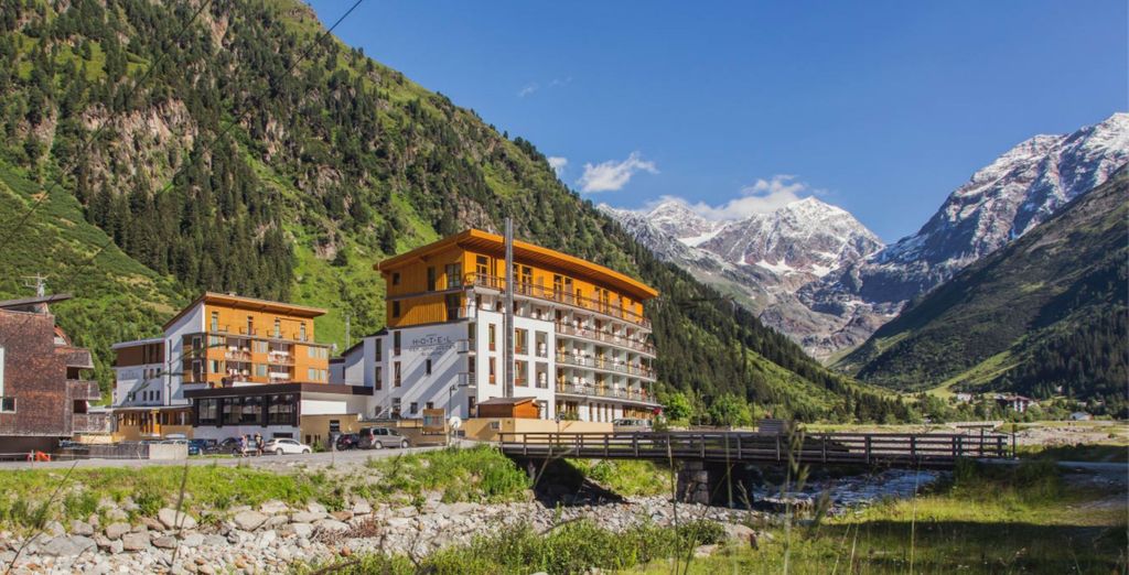 Hotel Vier Jahreszeiten Pitztal 4* - Pitztal Hochzeiger - St. Leonh ...